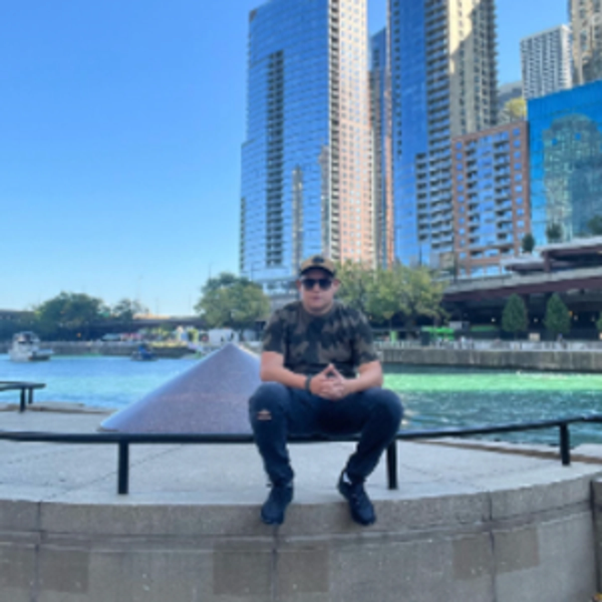 Throne | Manuelsosa18 | Gifters