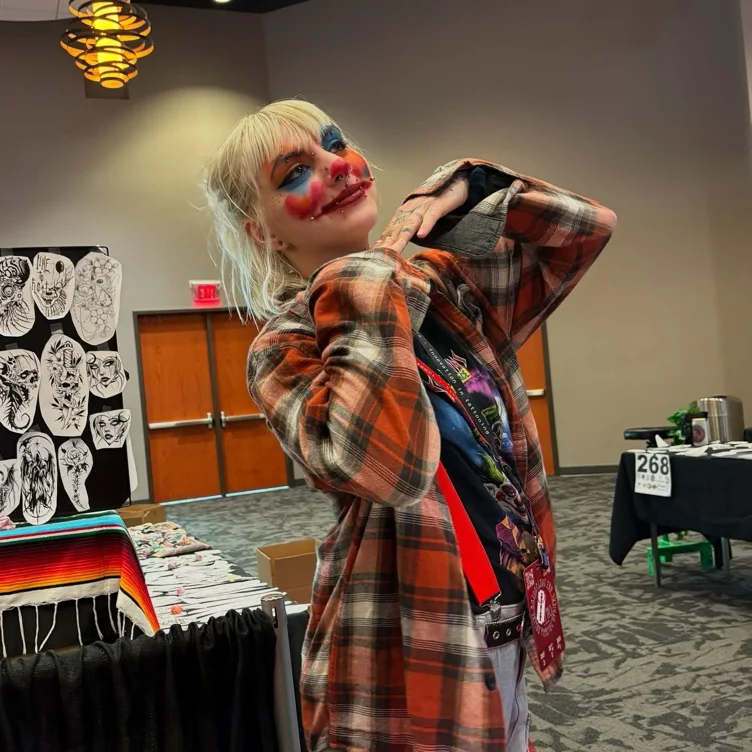 Throne | Walking Inferno | My Wishlist