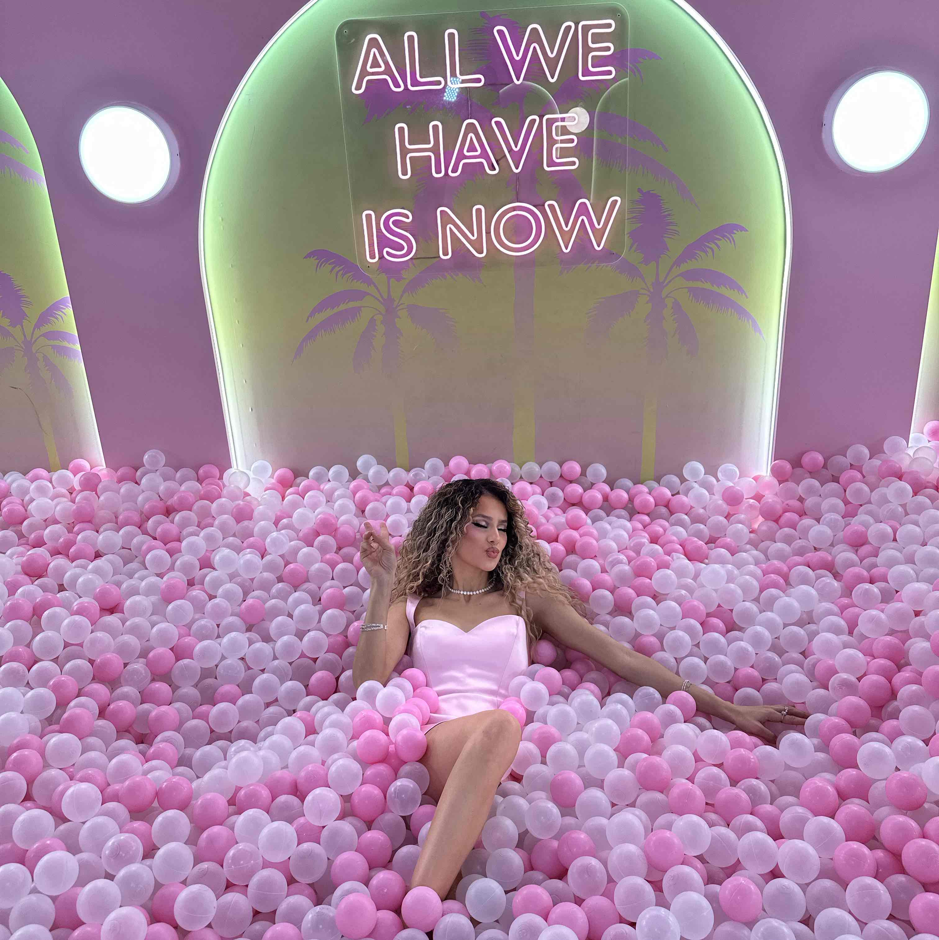 Throne | Barbie | My Wishlist