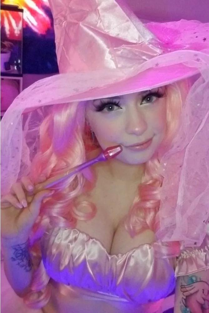 Throne | SquishShe | Cosplay