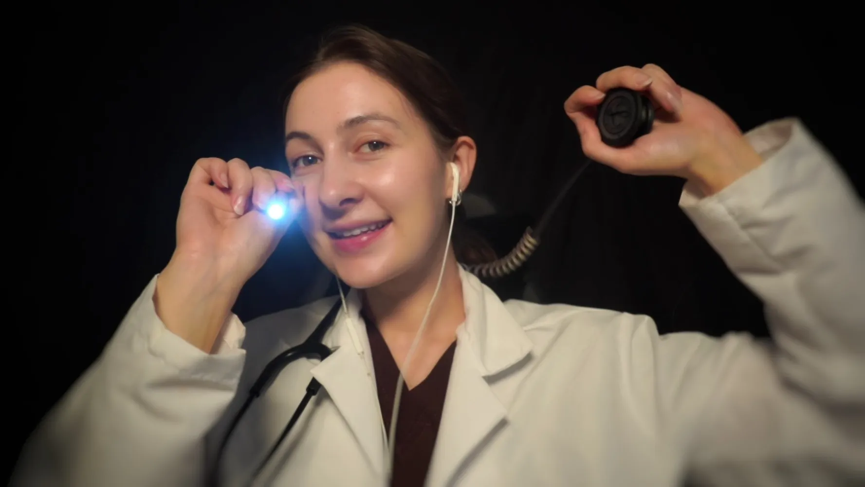 Throne | Leslietaryn | Medical ASMR Props