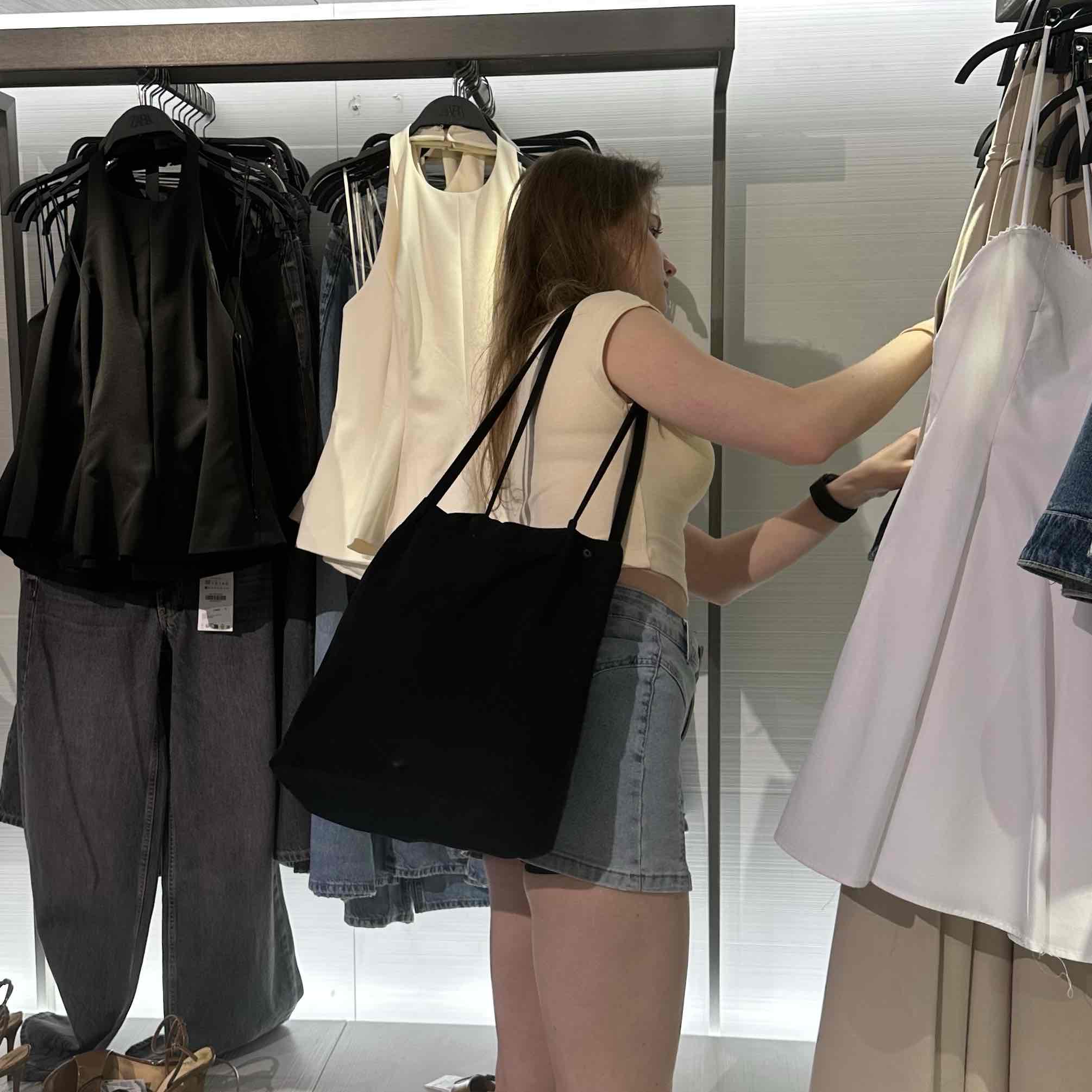 Throne | Mira004 | My Wishlist